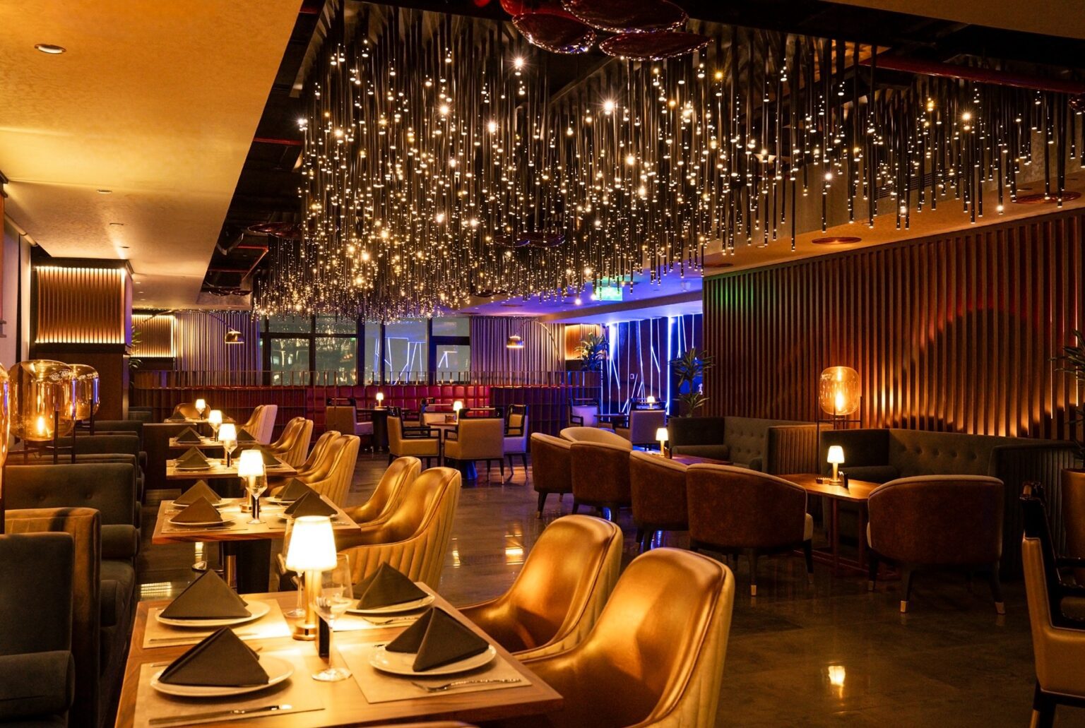 Level 19 Lounge and Bar | Dubai Bar | Park Regis Kris Kin